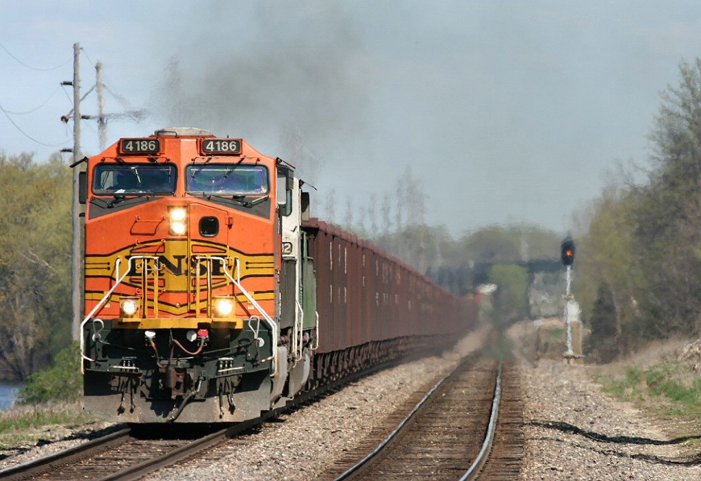 BNSF 4186